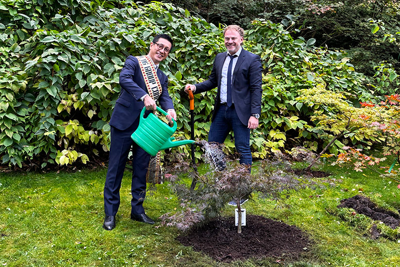 UAB DG DIMENSE 設立