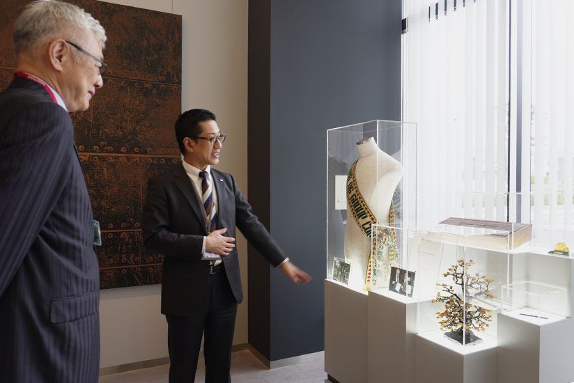 Ambassador from the Embassy of Japan in Lithuania Visits Roland DG Head ...